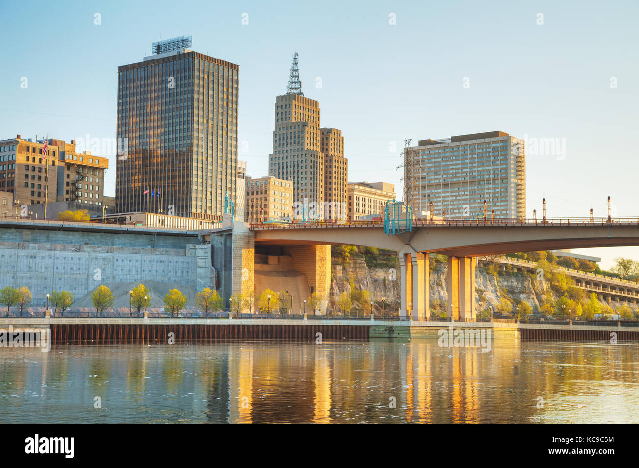 Downtown st paul hi-res stock photography and images - Alamy