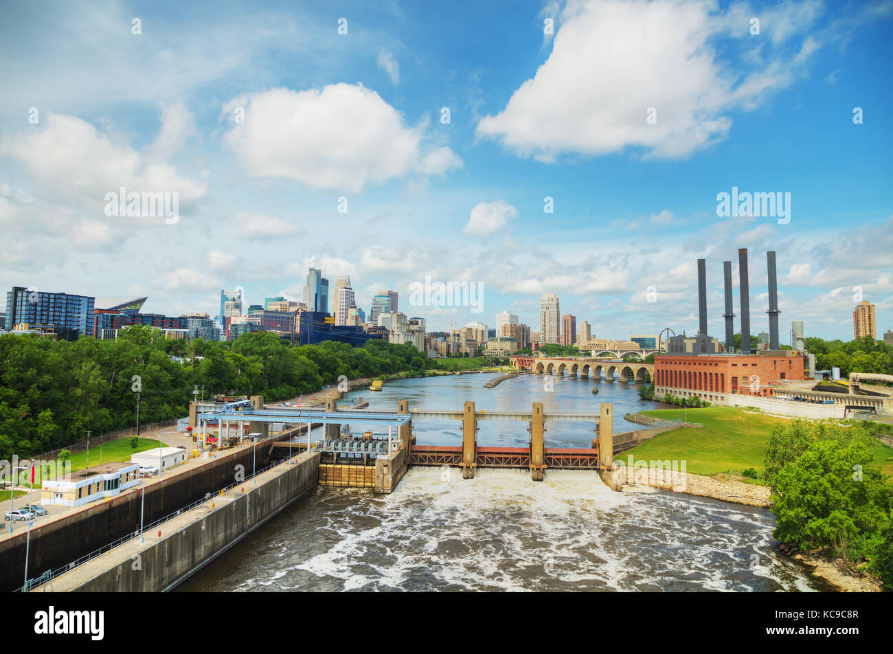 Downtown Minneapolis, Minnesota with Mississippi river in the morning ...