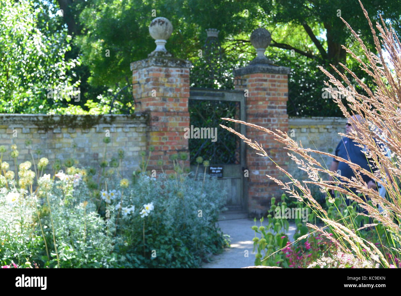 Iron gate at Wimpole estate Stock Photo - Alamy