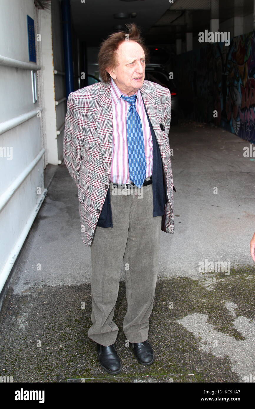 Ken Doddy arriving at the Venue Cymru theatre Llandudno Wales Stock ...