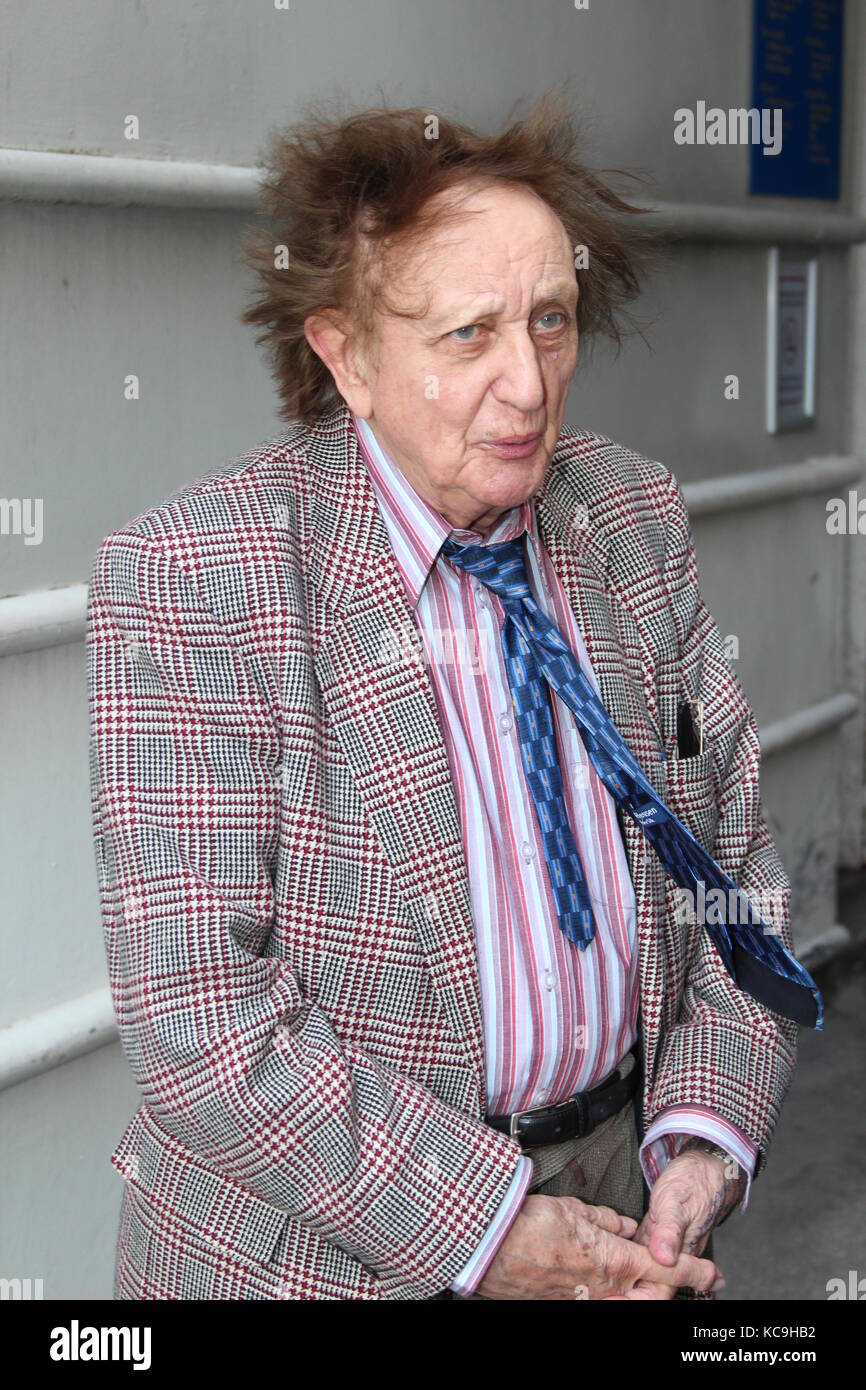 Ken Doddy arriving at the Venue Cymru theatre Llandudno Wales Stock ...