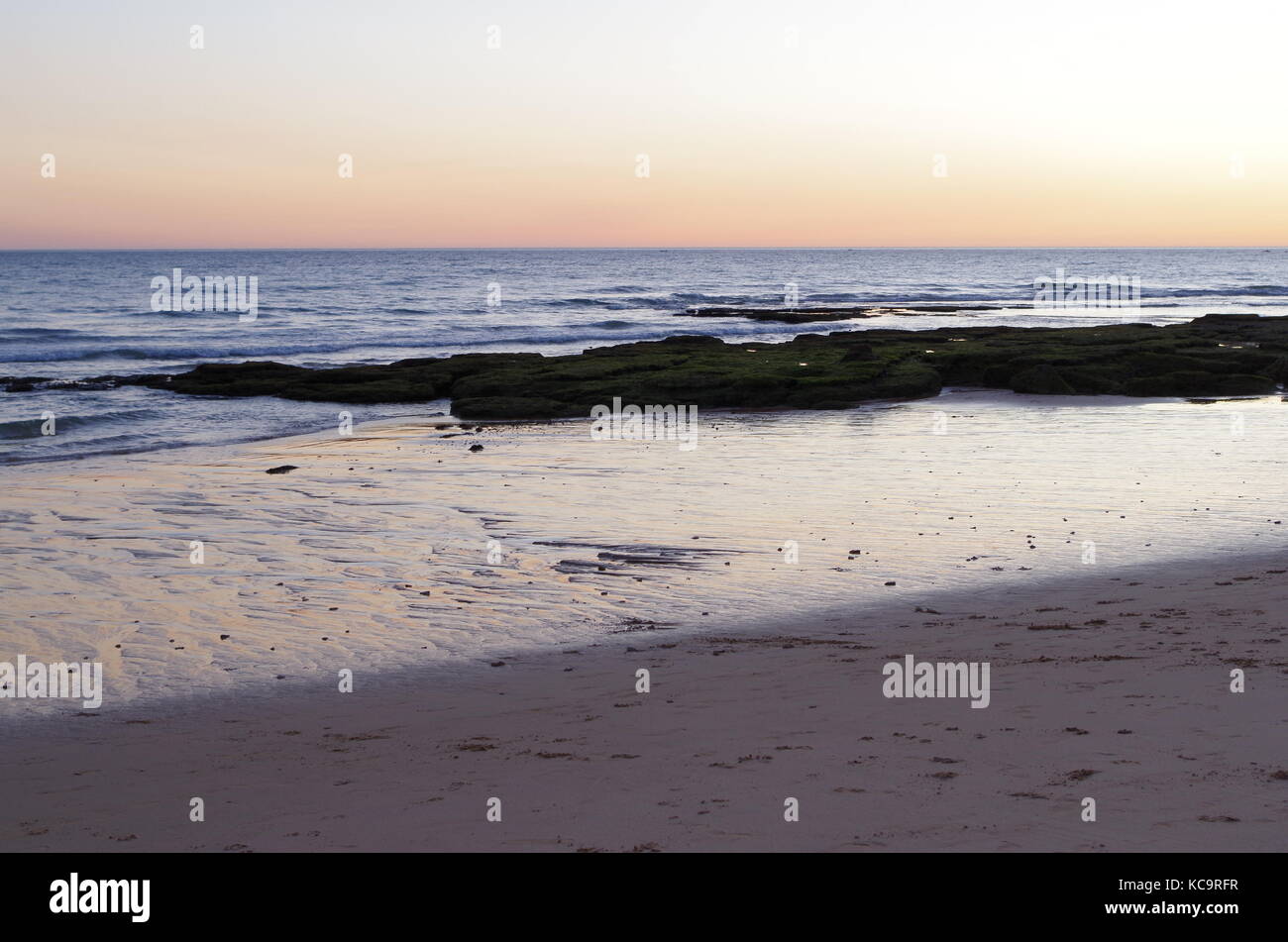 Gale beach in Albufeira. Algarve, Portugal Stock Photo - Alamy