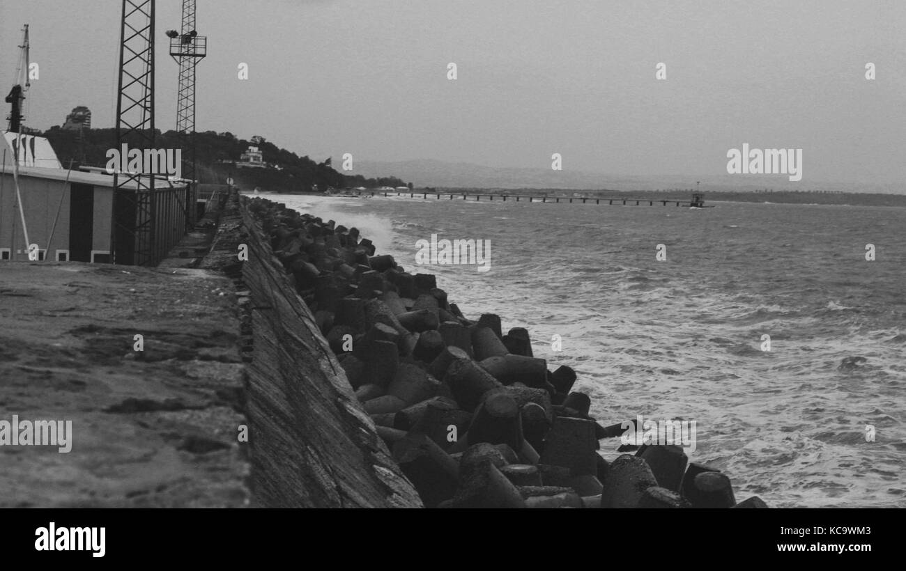 Dock in the sea Stock Photo - Alamy