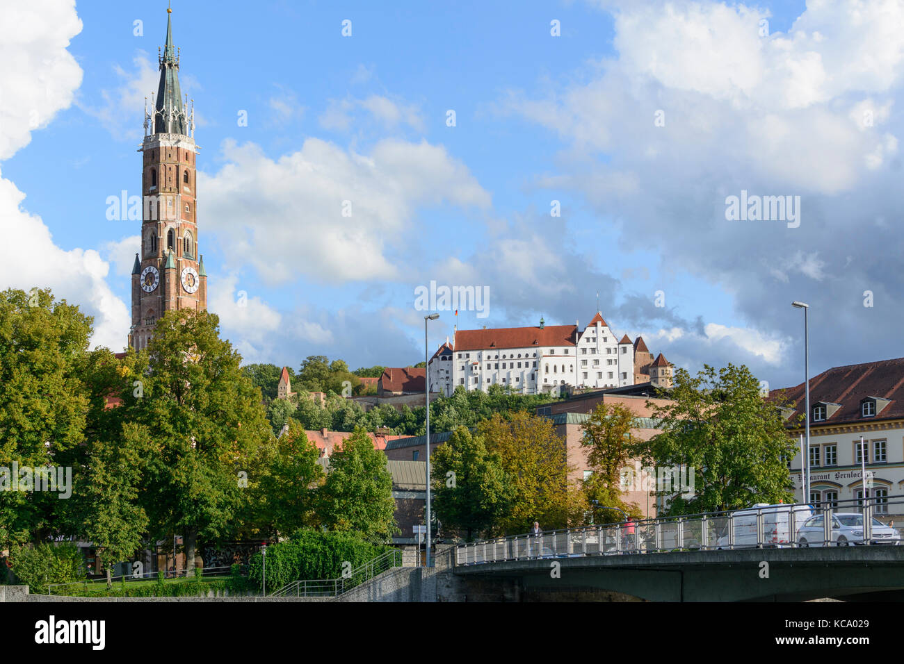river Große Isar, church cathedral Sankt Martin (Saint Martin), castle ...