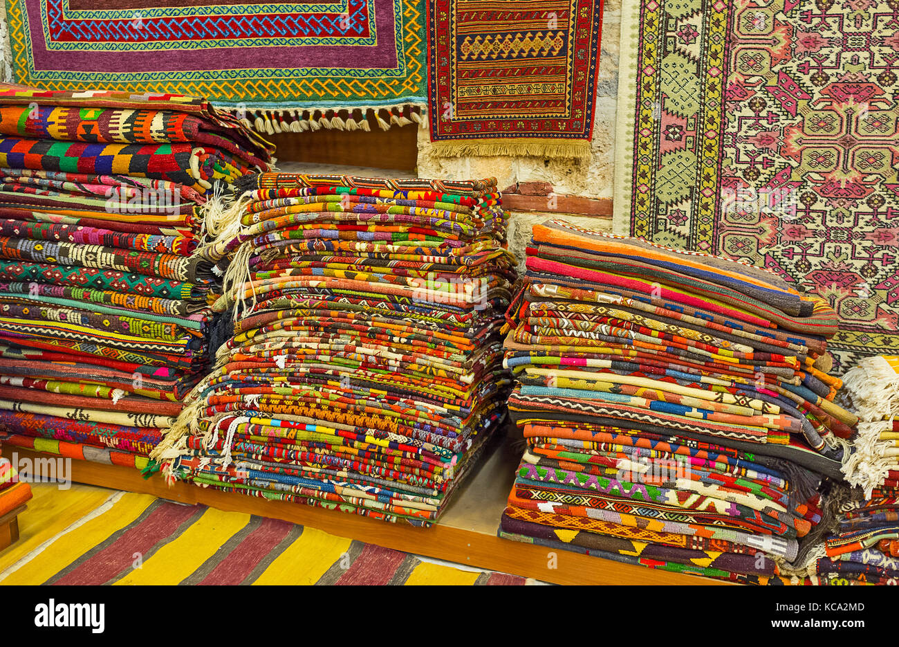 The kilim and carpet making is the traditional Eastern craft, Turkey ...