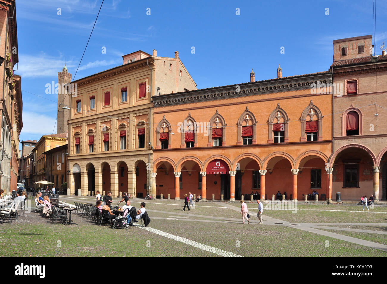 Piazza Santo Stefano, Bologna, Italy Stock Photo - Alamy