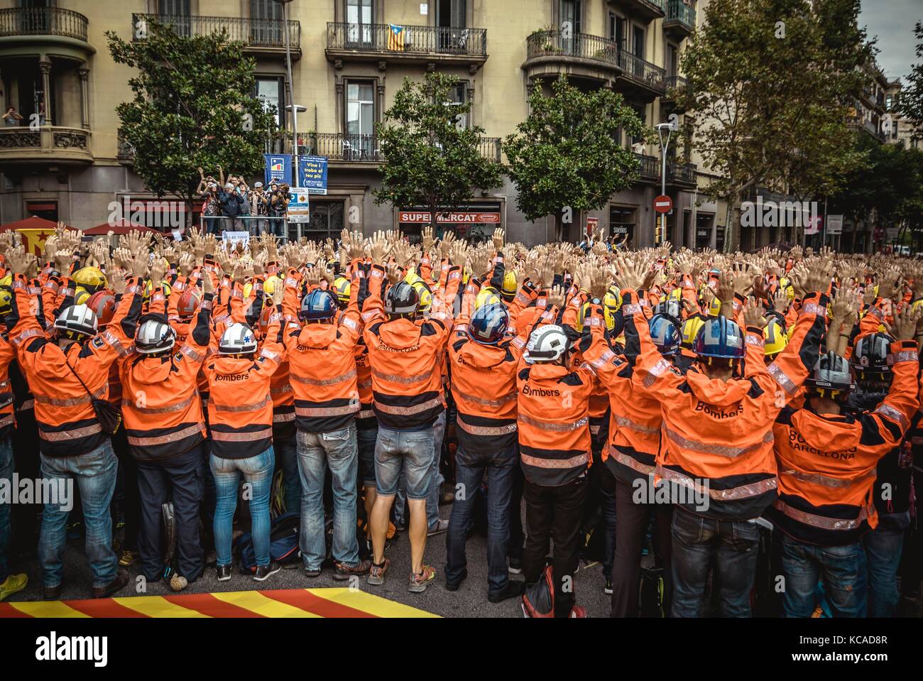 Barcelona, Spain. 3 October, 2017: Thousands of Catalan pro ...