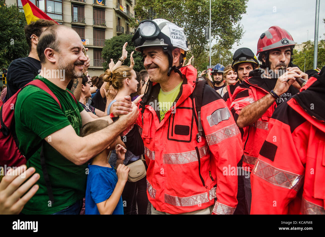 Firefighter spain hi-res stock photography and images - Alamy