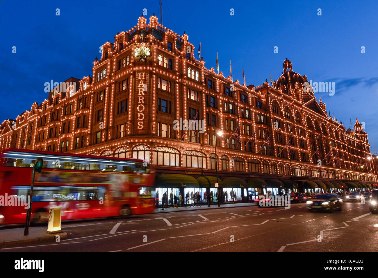 London, UK. 3rd Oct, 2017. Traffic passes by Harrods department store ...