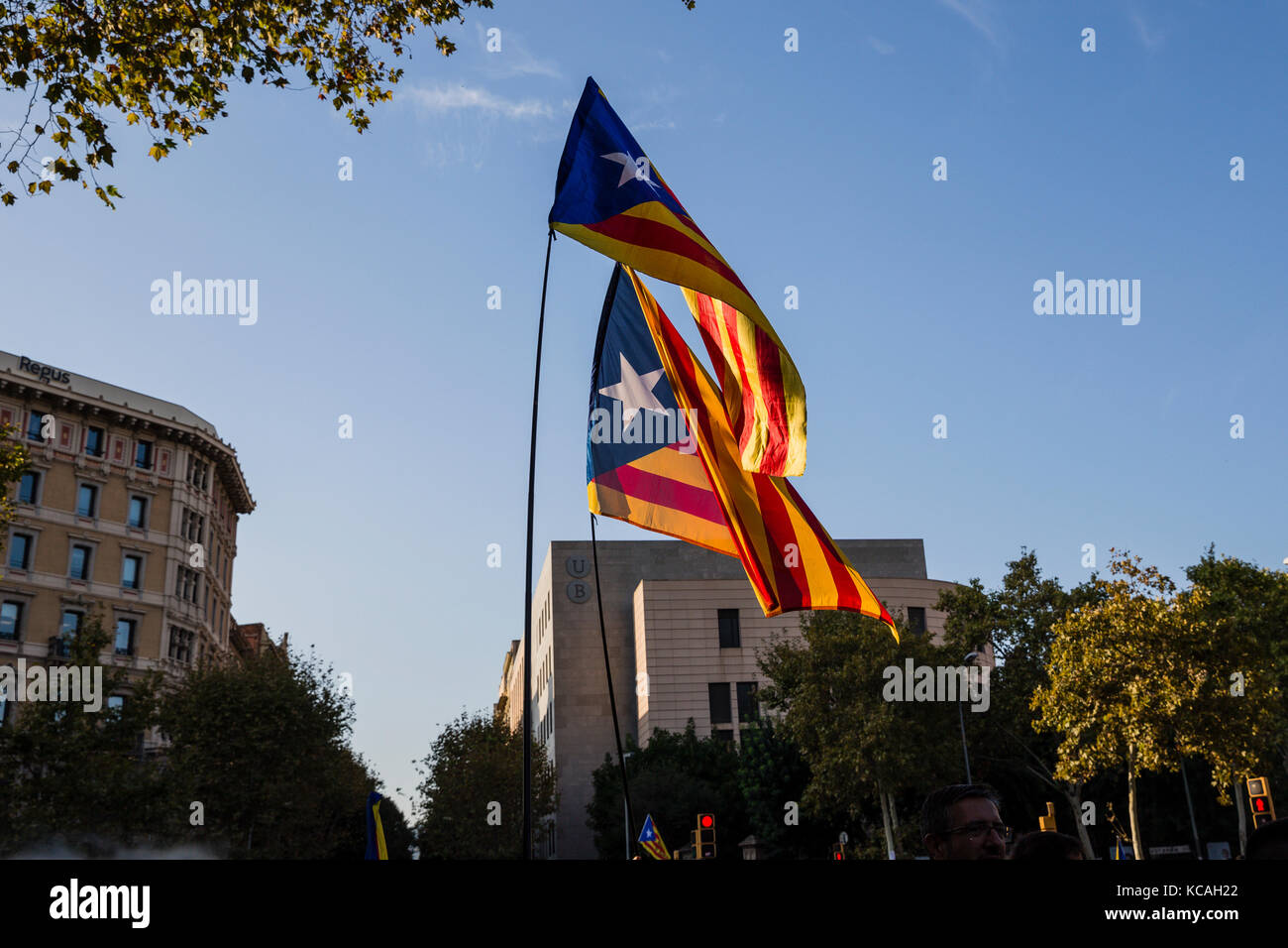 Barcelona, Spain. 03rd Oct, 2017. General strike in Catalonia in ...
