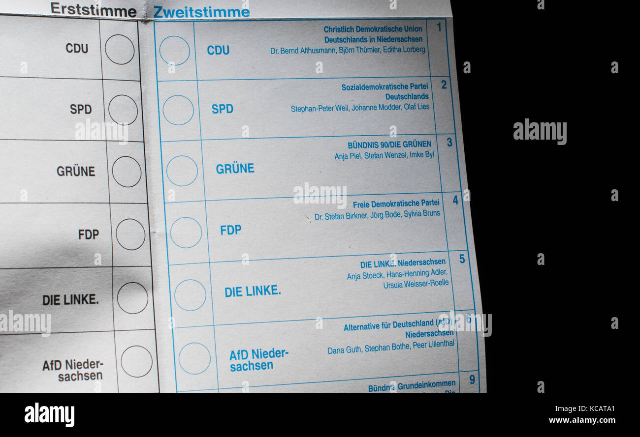 Hanover, Germany. 4th Oct, 2017. ILLUSTRATION - A ballot paper for the ...