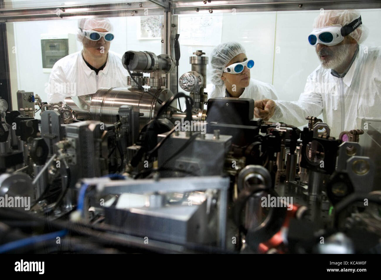 Gravitational waves virgo hi-res stock photography and images - Alamy