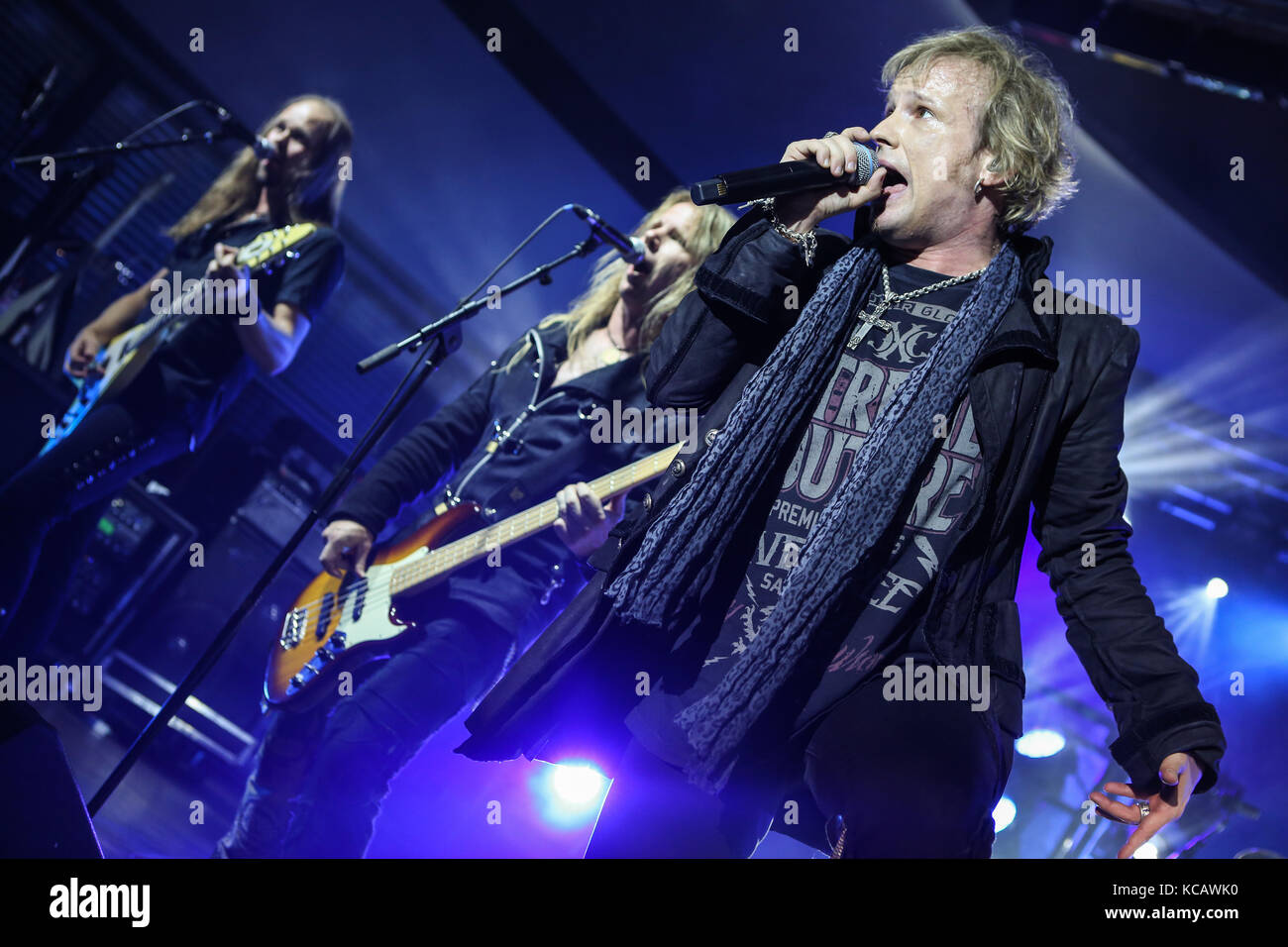 Lead singer german band hi-res stock photography and images - Alamy