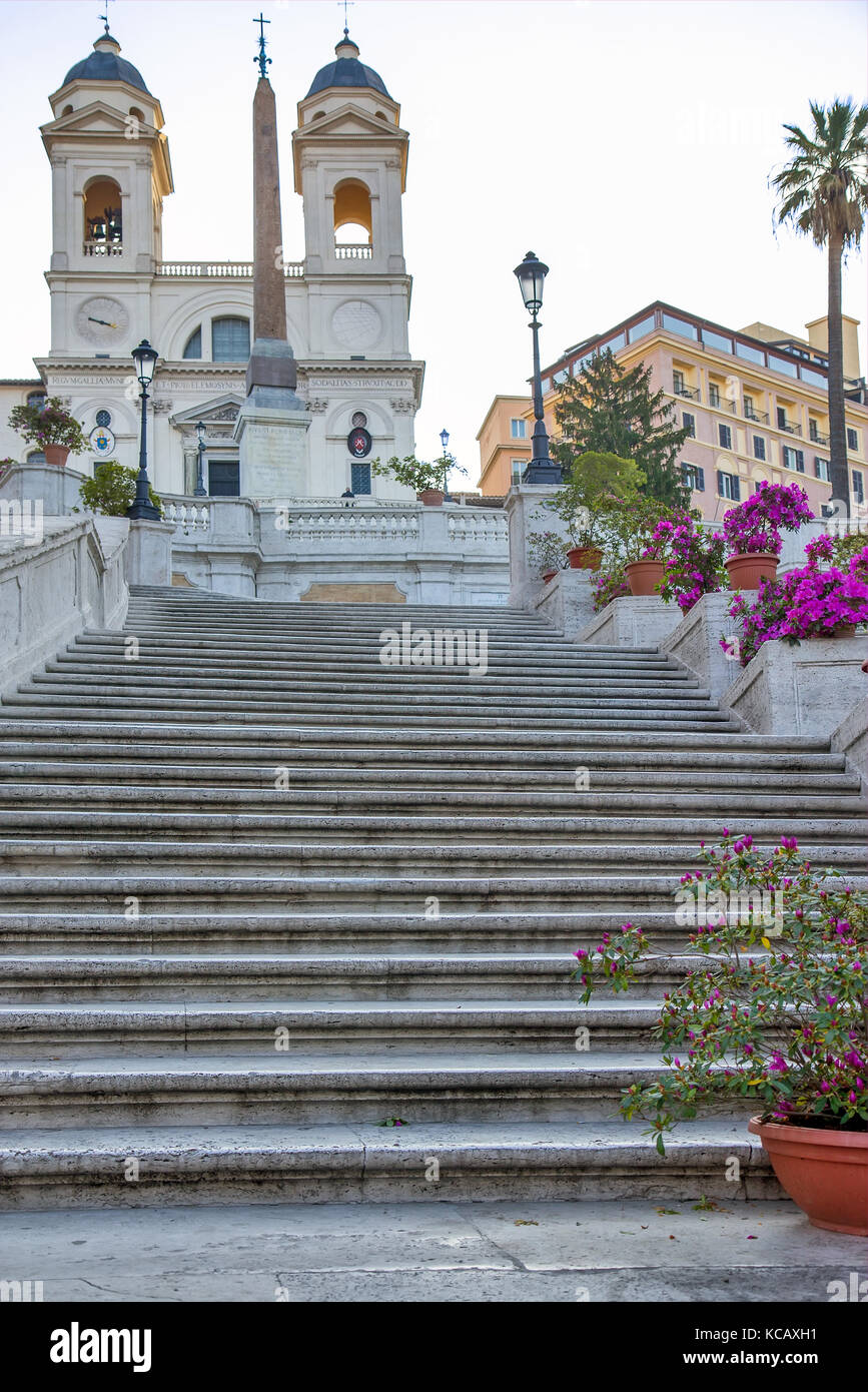 The spanish steps rome hi-res stock photography and images - Alamy