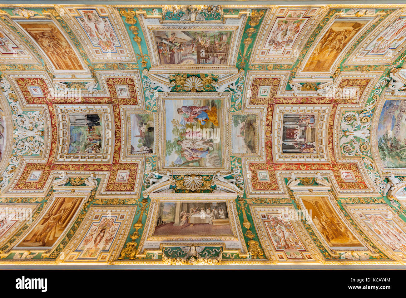 Gallery of maps ceiling hi-res stock photography and images - Alamy