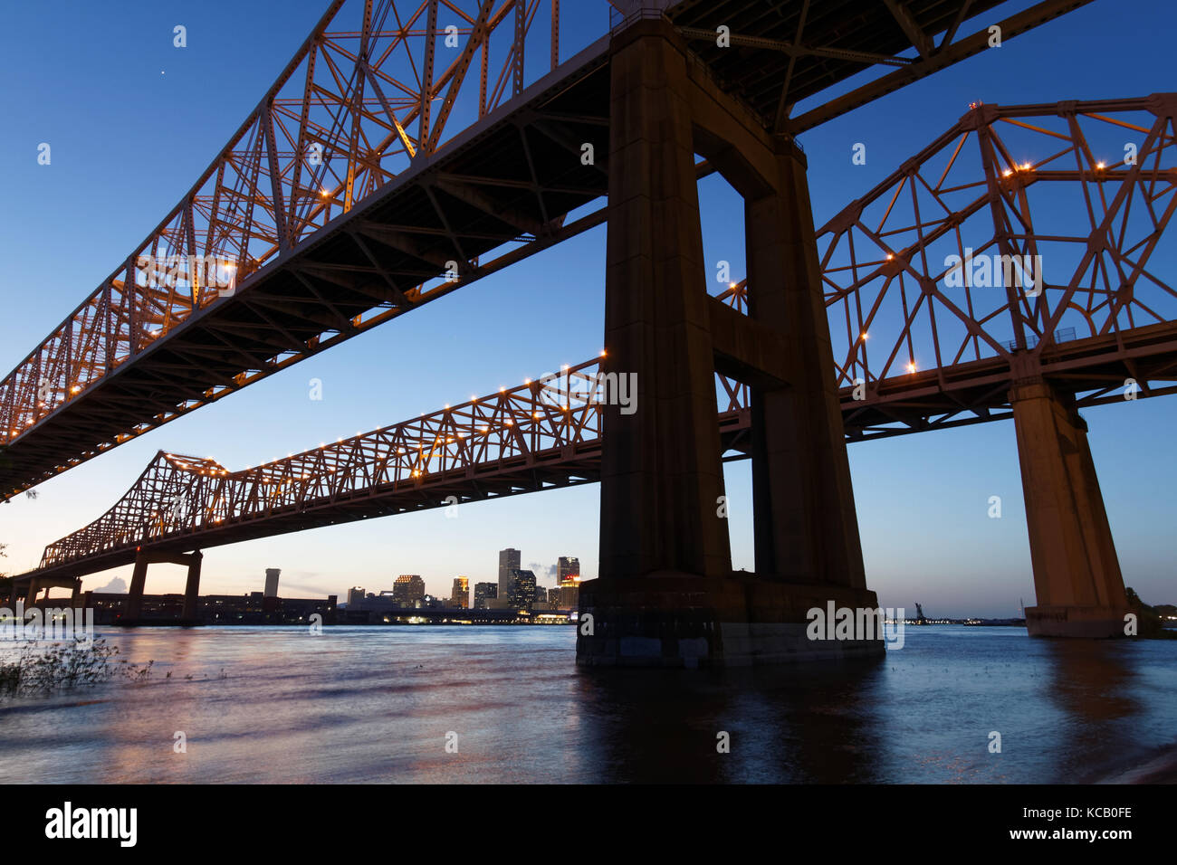 The Crescent City Connection Bridge on the Mississippi river Stock ...