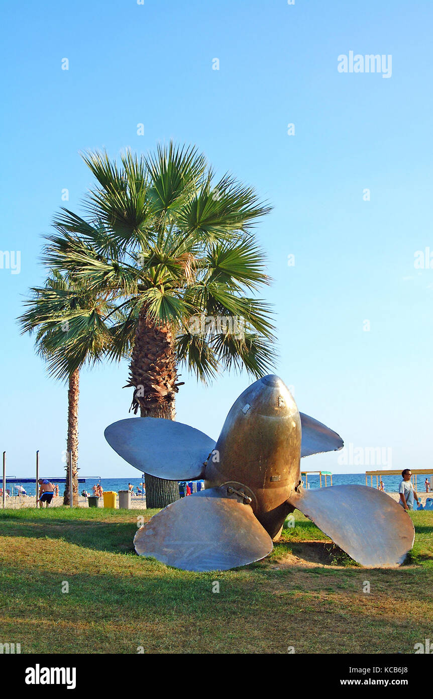 Ships Propeller and palm trees on Salou Promenade, Spain Stock Photo ...
