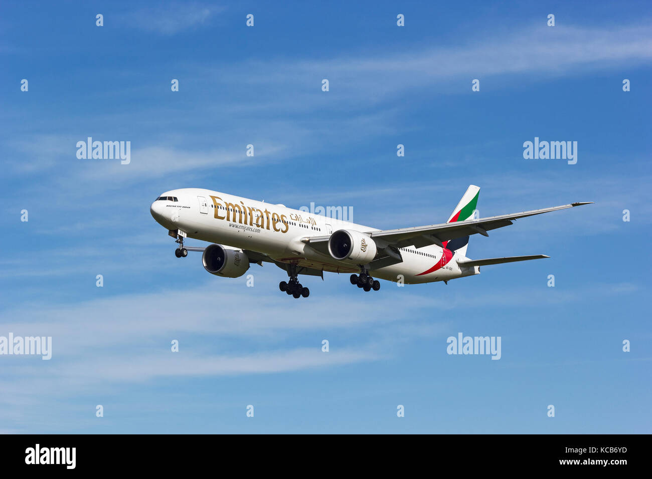 Emirates boeing 777 newcastle airport hi-res stock photography and ...