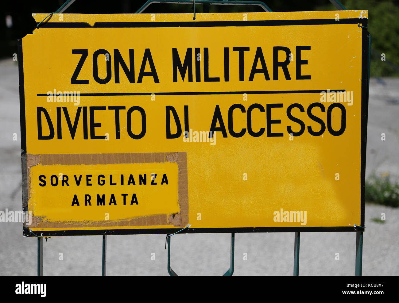 Zona militare hi-res stock photography and images - Alamy