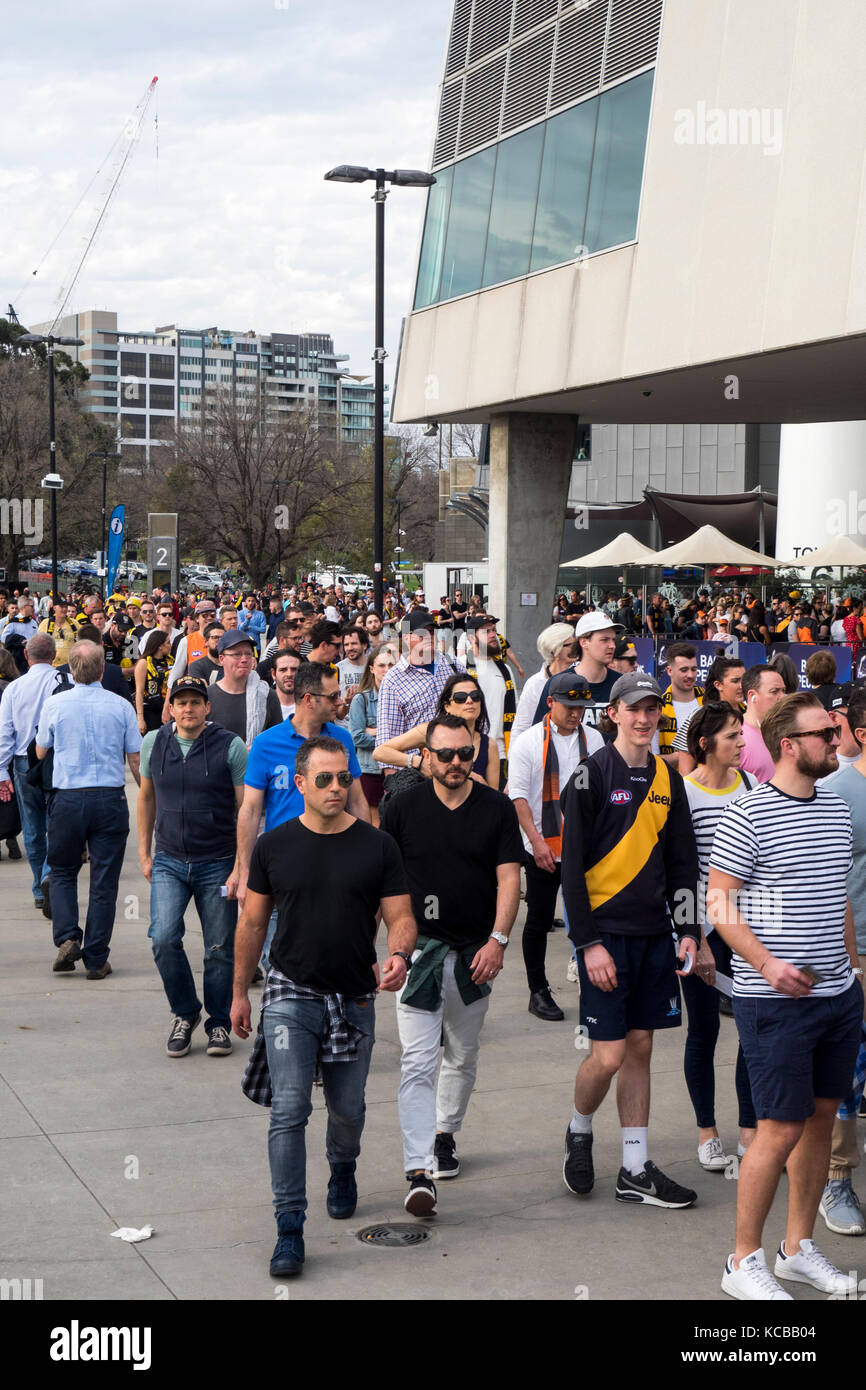 Fans outside the MCG, Melbourne Cricket Ground, Victoria, Australia ...
