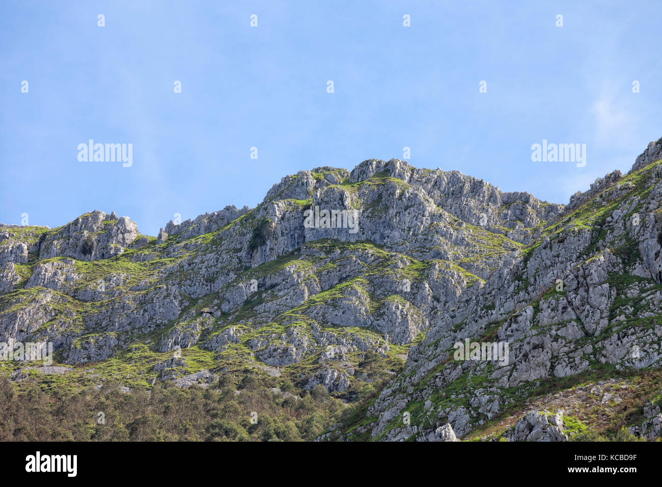 Mountains of limestone Stock Photo - Alamy