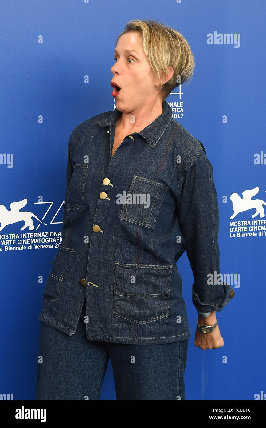 Frances McDormand attends the photocall for Three Billboards Outside ...