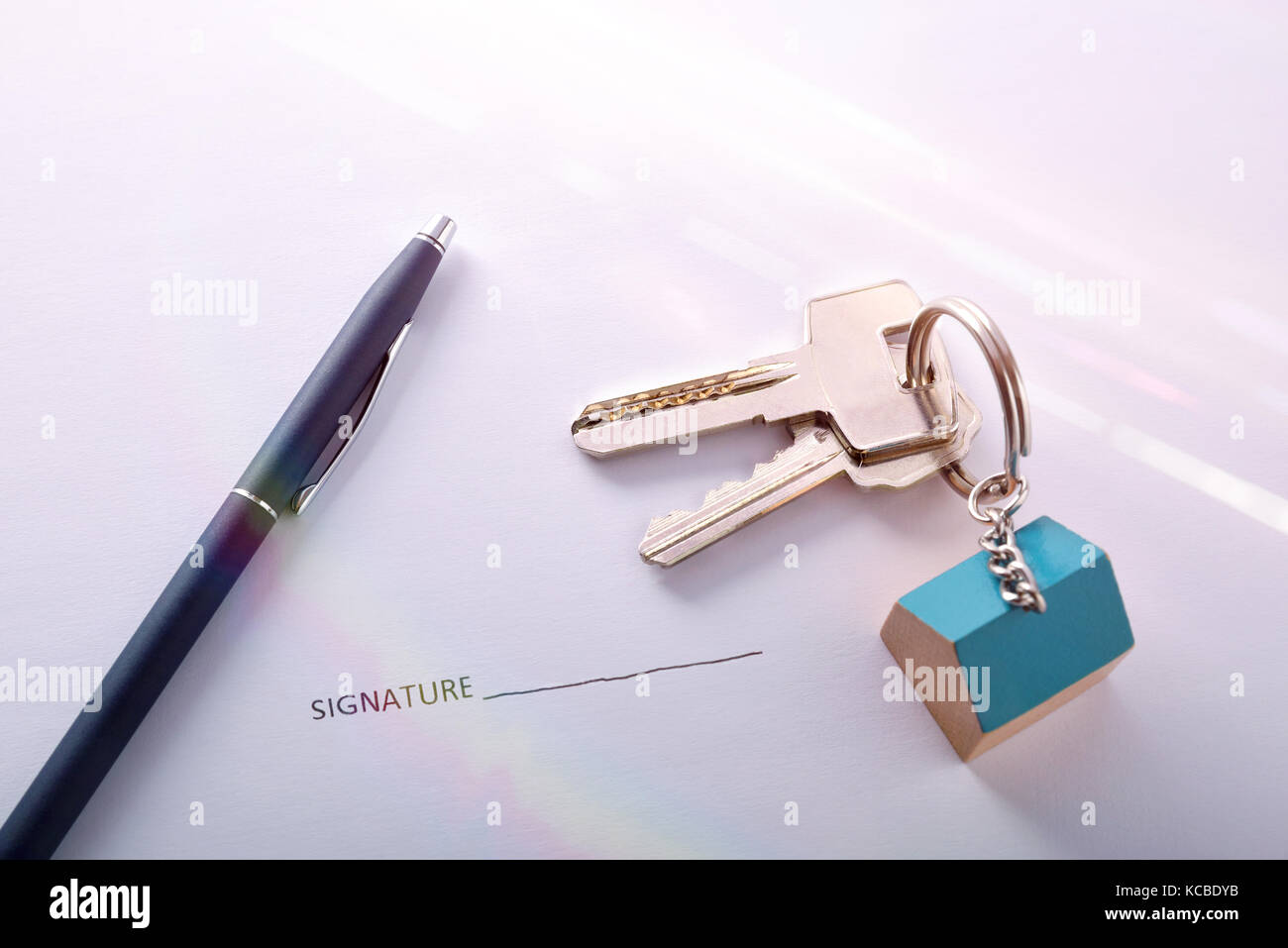 Contract housing hi-res stock photography and images - Alamy