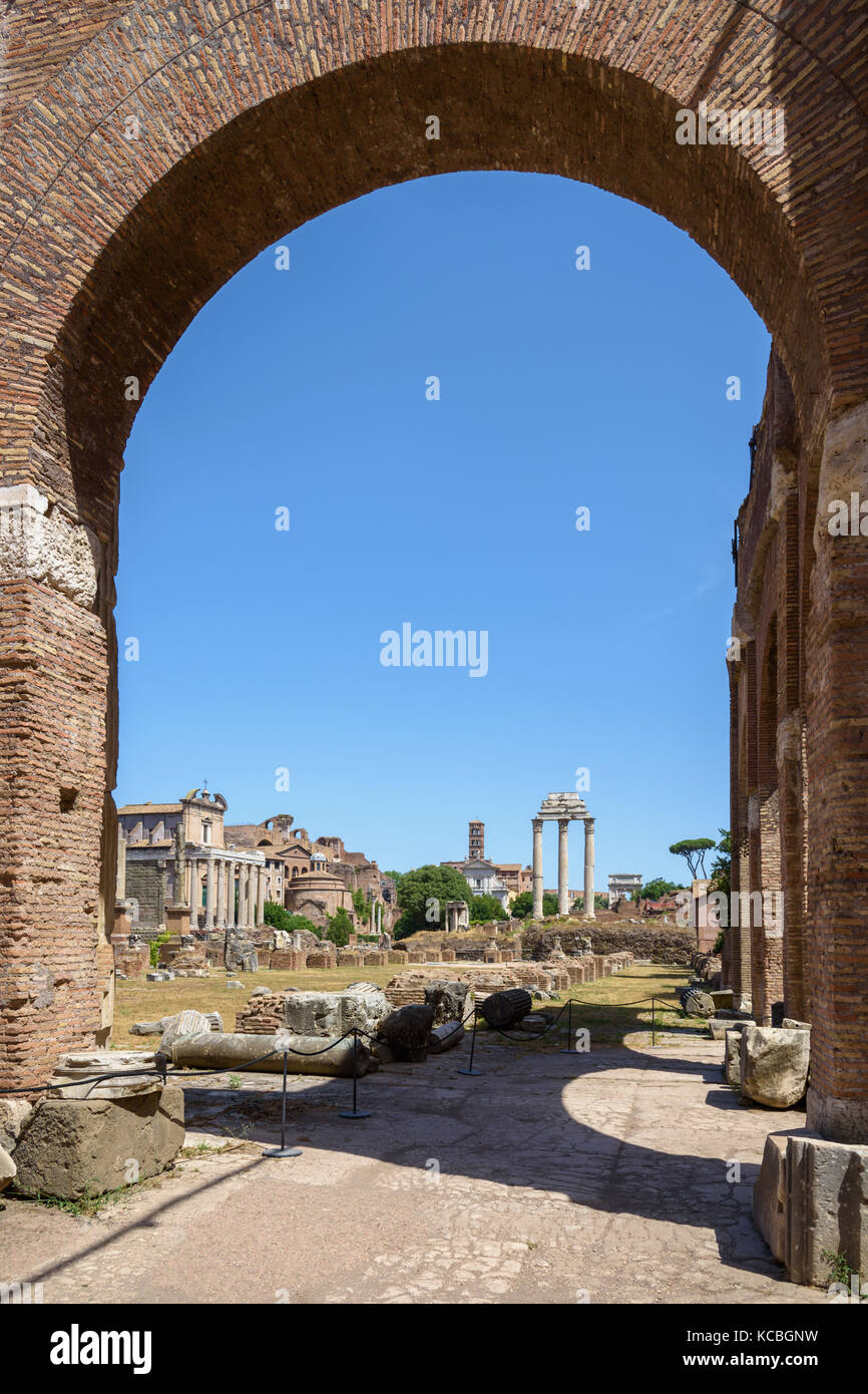 Ruins roman basilica ancient hi-res stock photography and images - Alamy