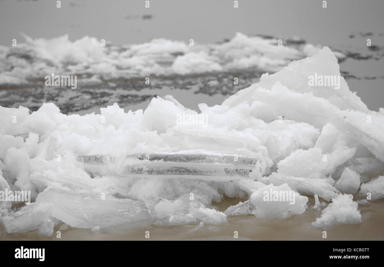Broken ice flow hi-res stock photography and images - Alamy