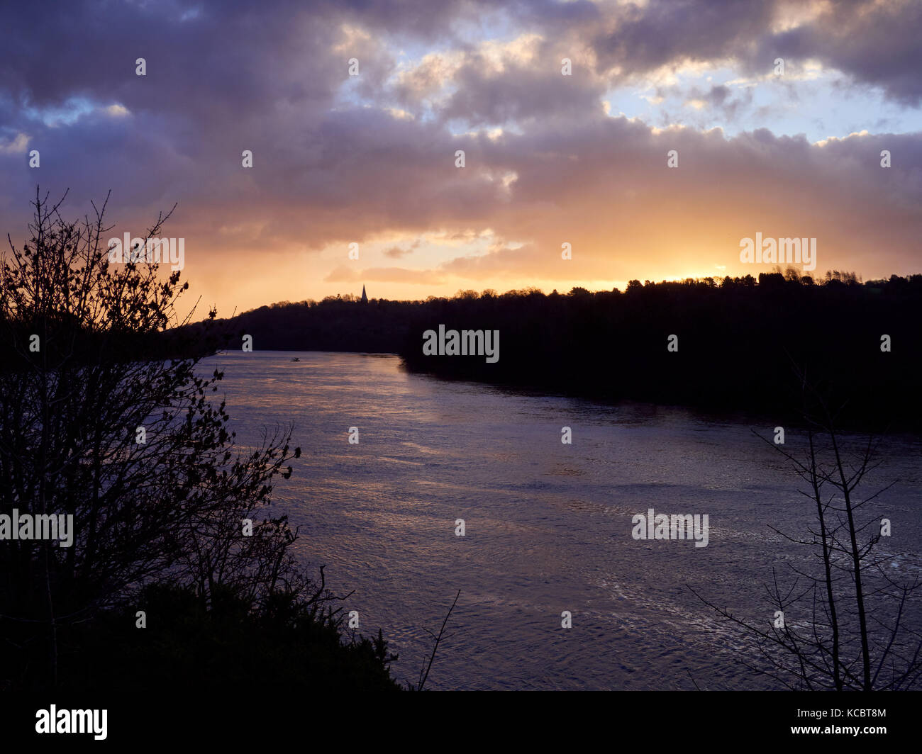 Dawn over the River Tyne, Newcastle upon Tyne, England, UK Stock Photo ...