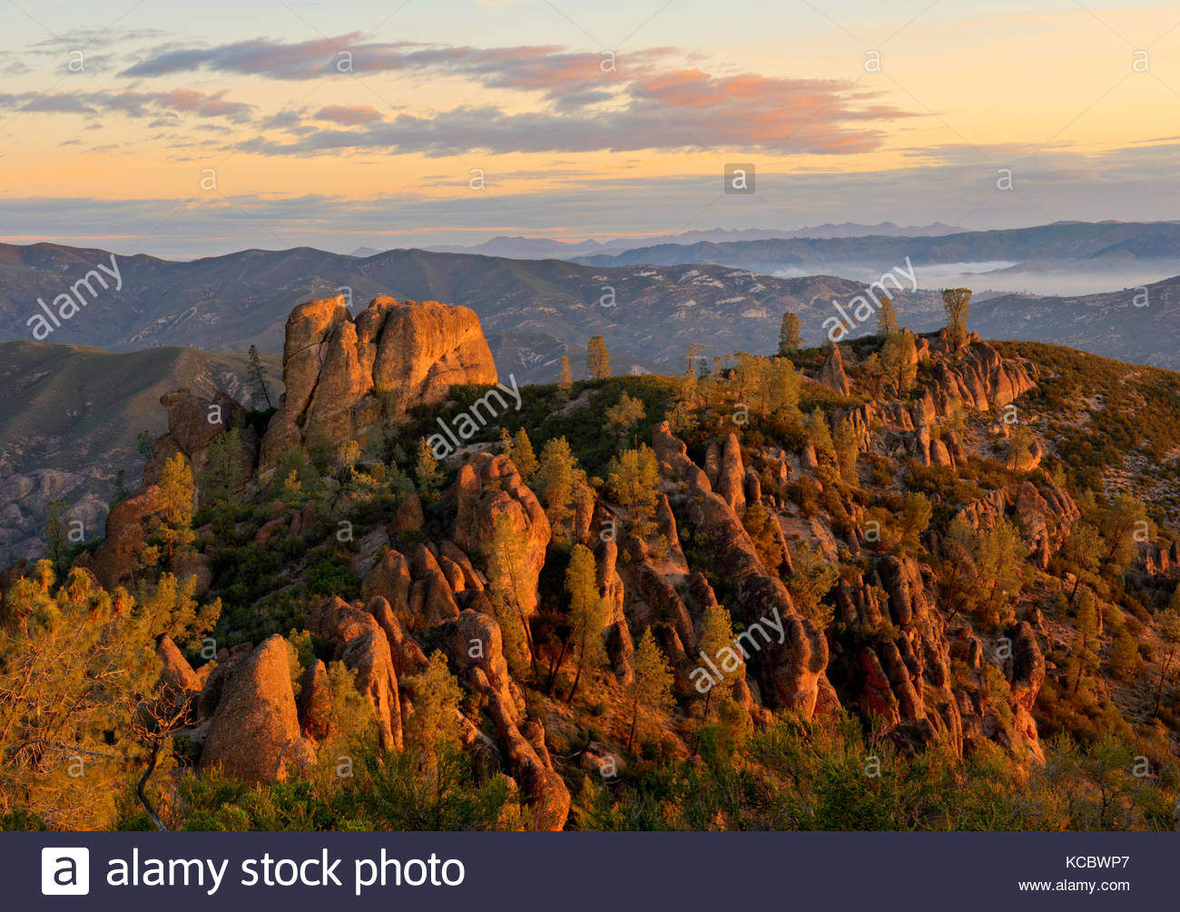 'pinnacles National Park' California High Resolution Stock Photography ...