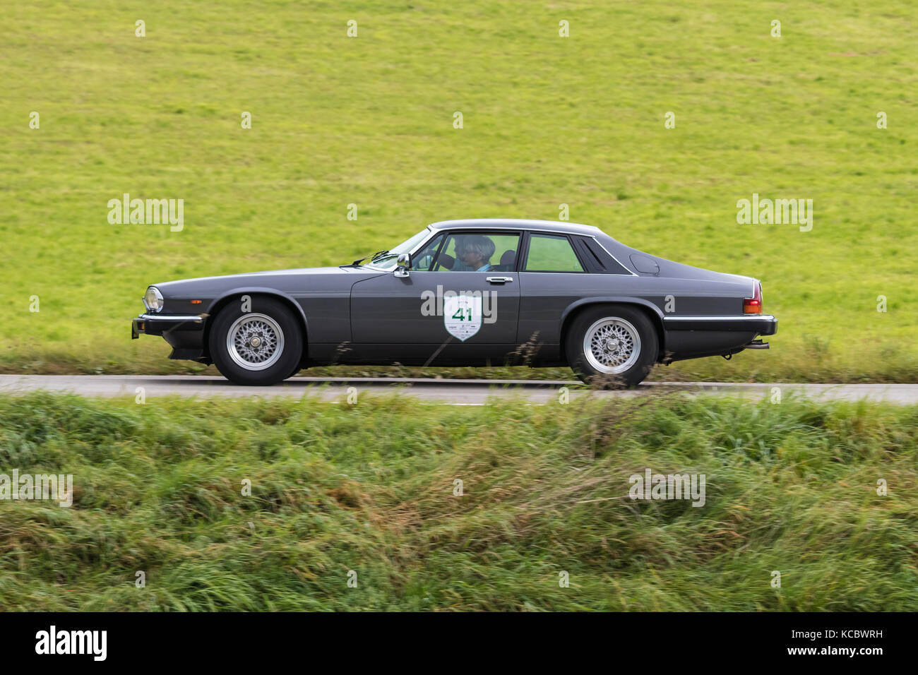 Jaguar xjs hi-res stock photography and images - Alamy