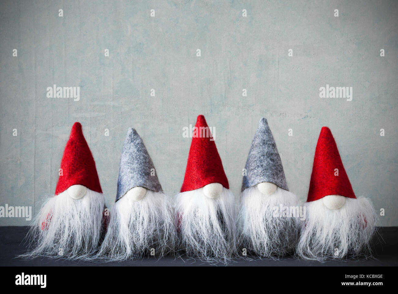 Gnome mythological creature hi-res stock photography and images - Alamy