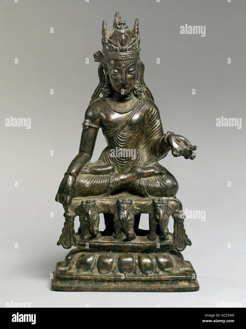 Akshobhya, the Transcendent Buddha of the East, 9th century Stock Photo ...