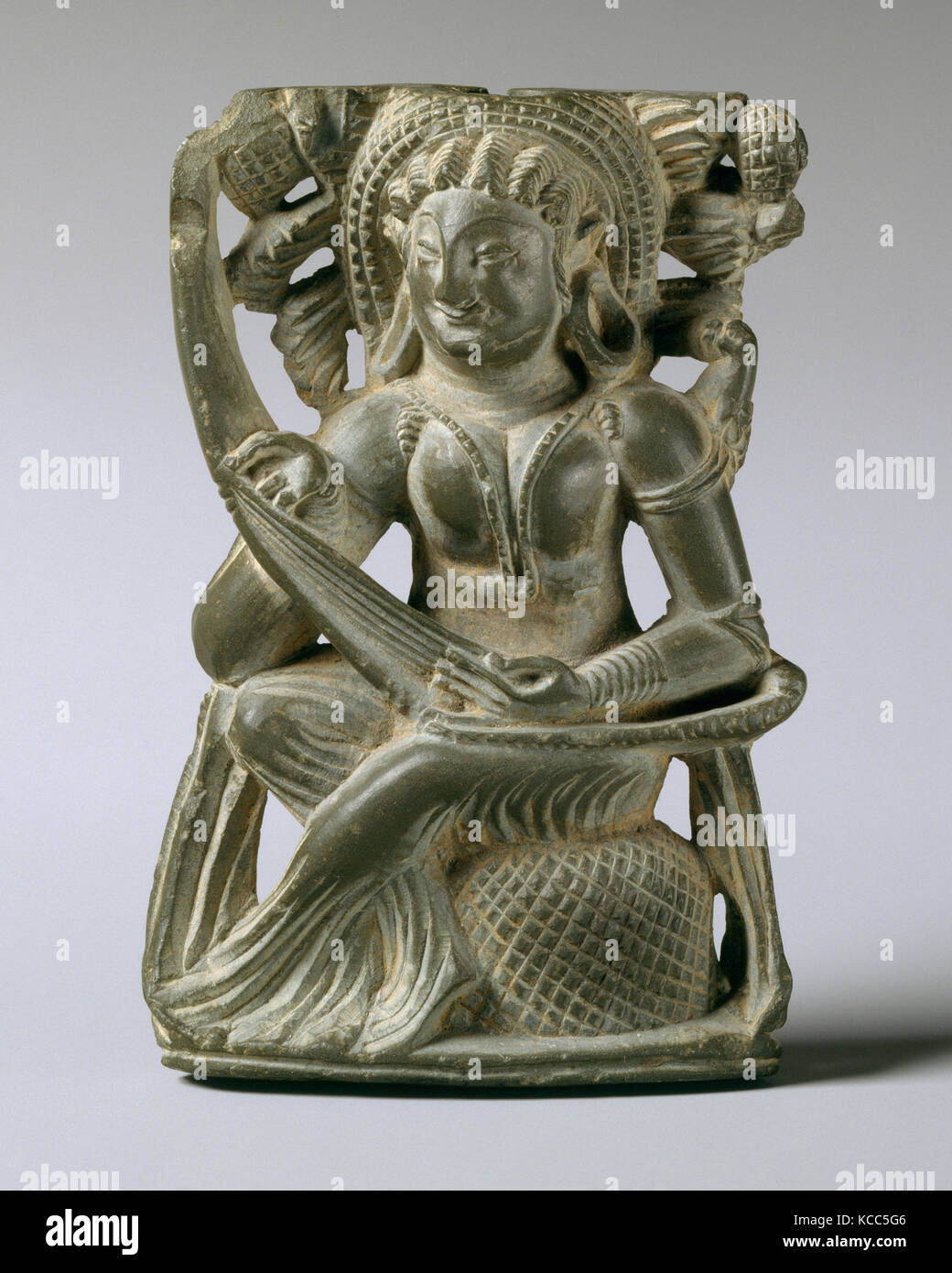 Ancient lute hi-res stock photography and images - Alamy