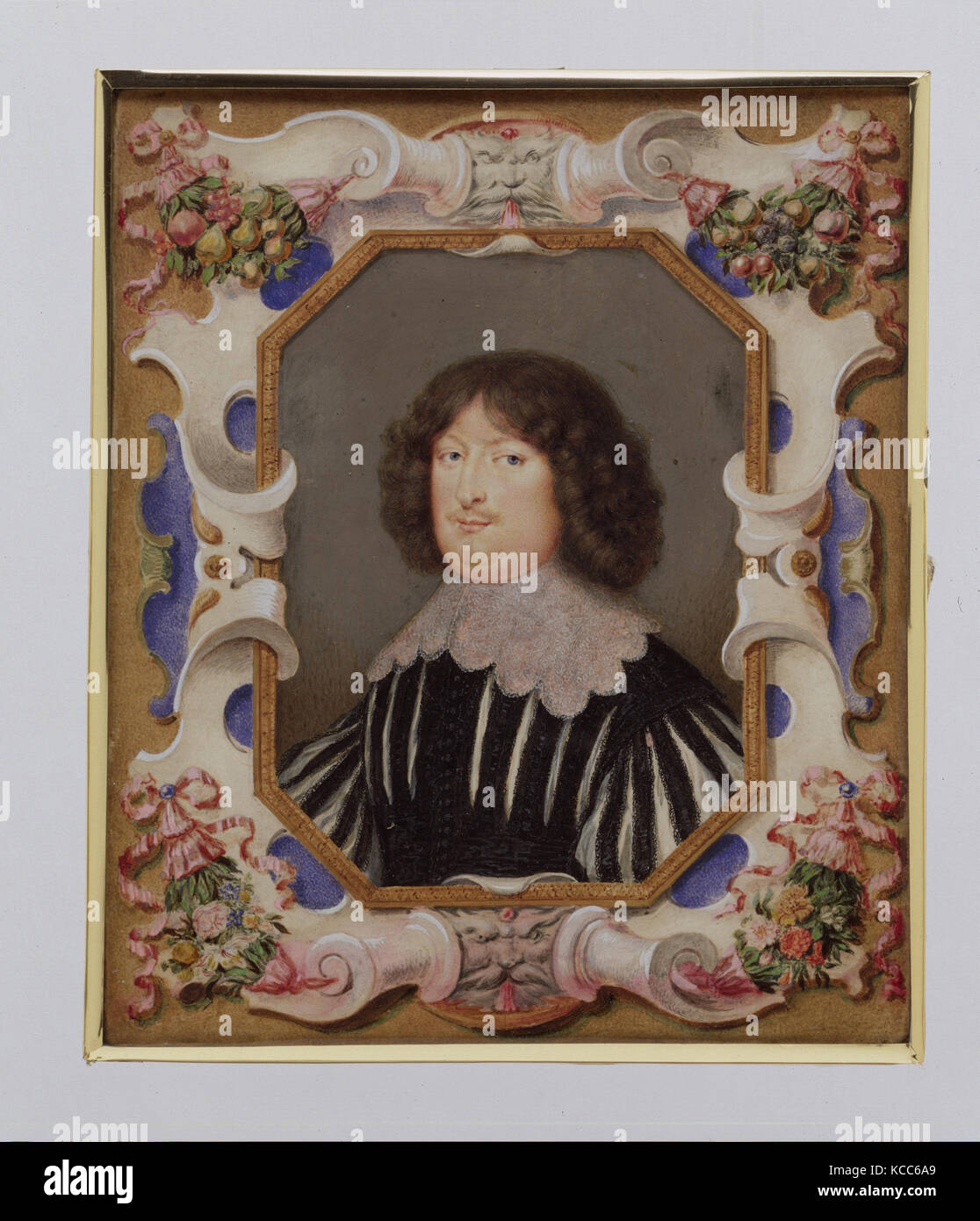 Vellum stretched over wood hi-res stock photography and images - Alamy