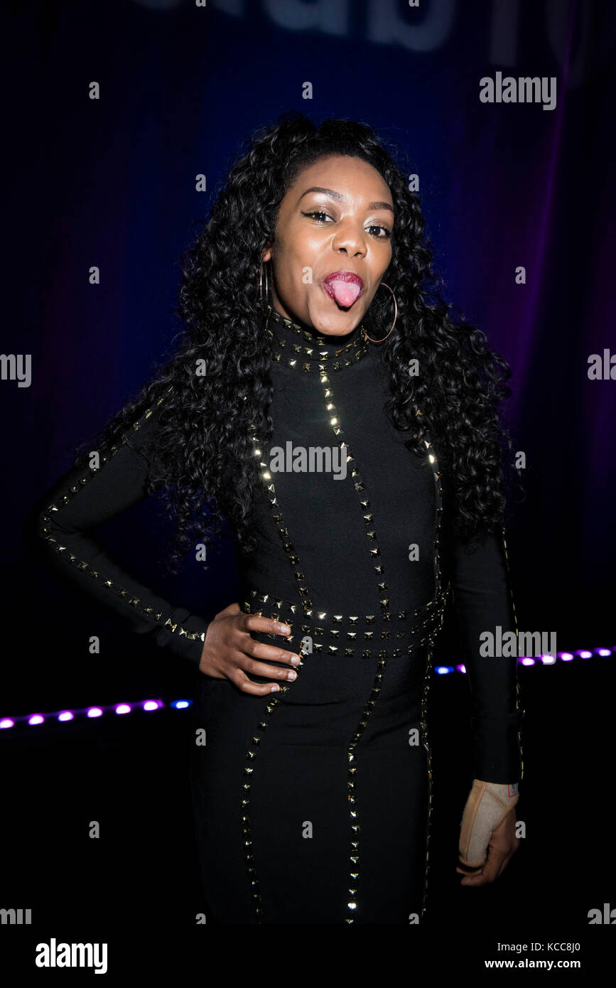 Showbizhclub hi-res stock photography and images - Alamy