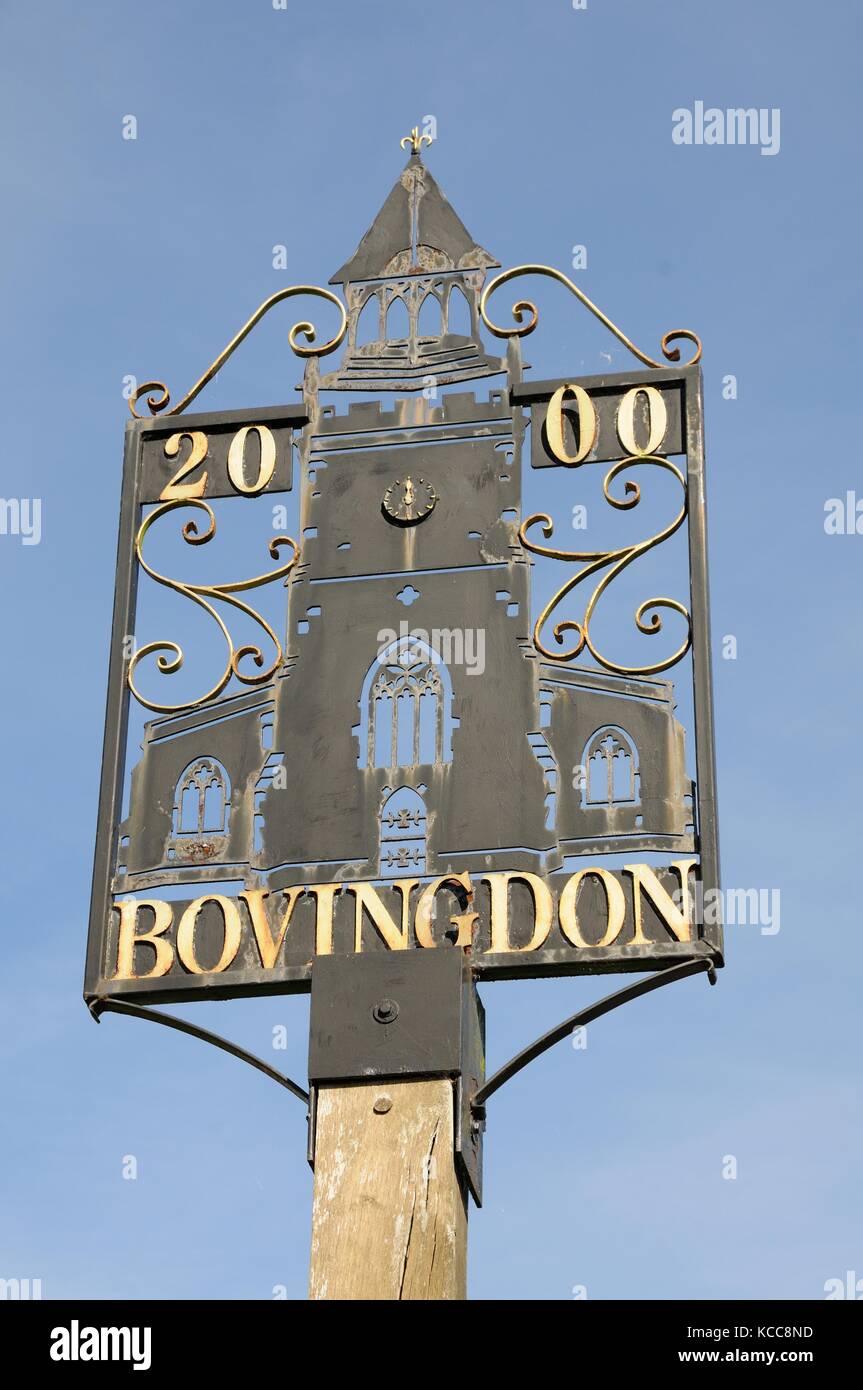 Bovingdon hertfordshire hi-res stock photography and images - Alamy