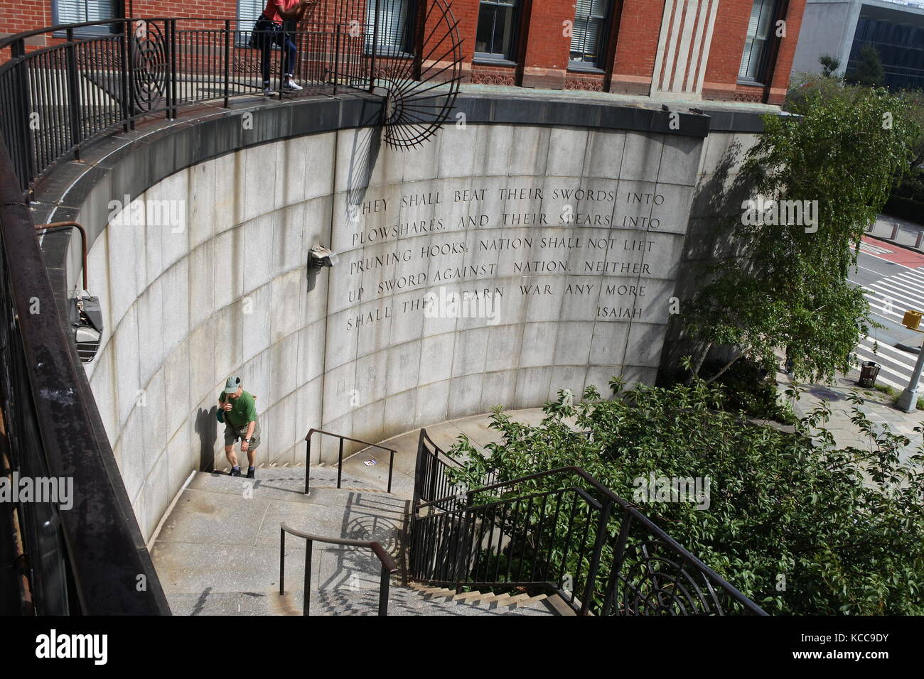 The Isaiah Wall, Ralph Bunche Park, New York Stock Photo - Alamy