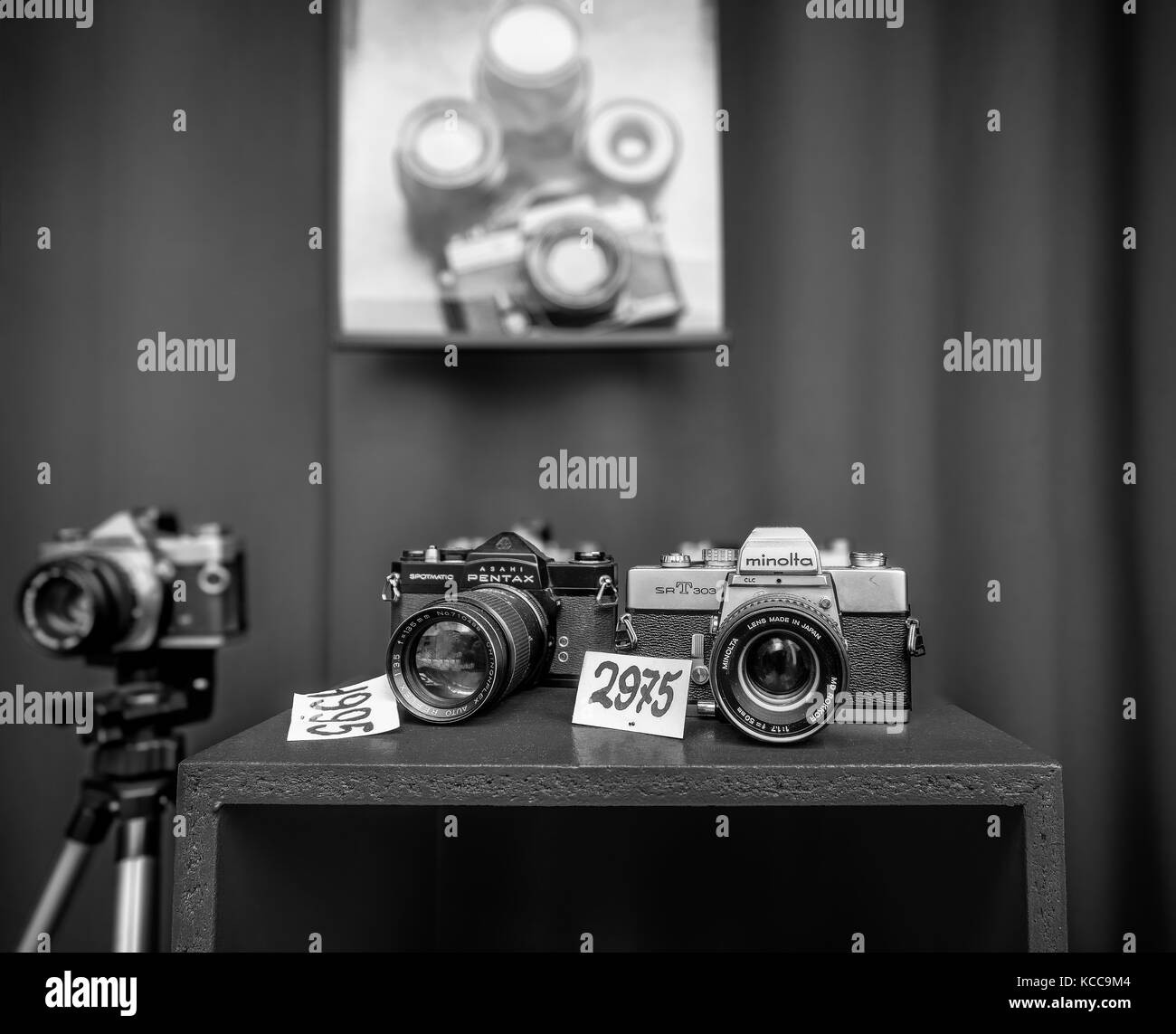 Vintage cameras in a window display in Aarhus, Central Jutland, Denmark ...