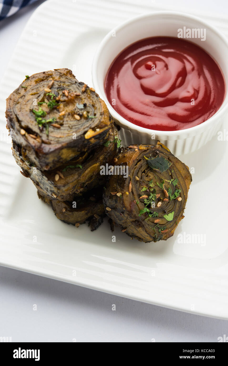 Patra or Paatra or Alu Vadi is a popular maharashtrian and Gujrati ...