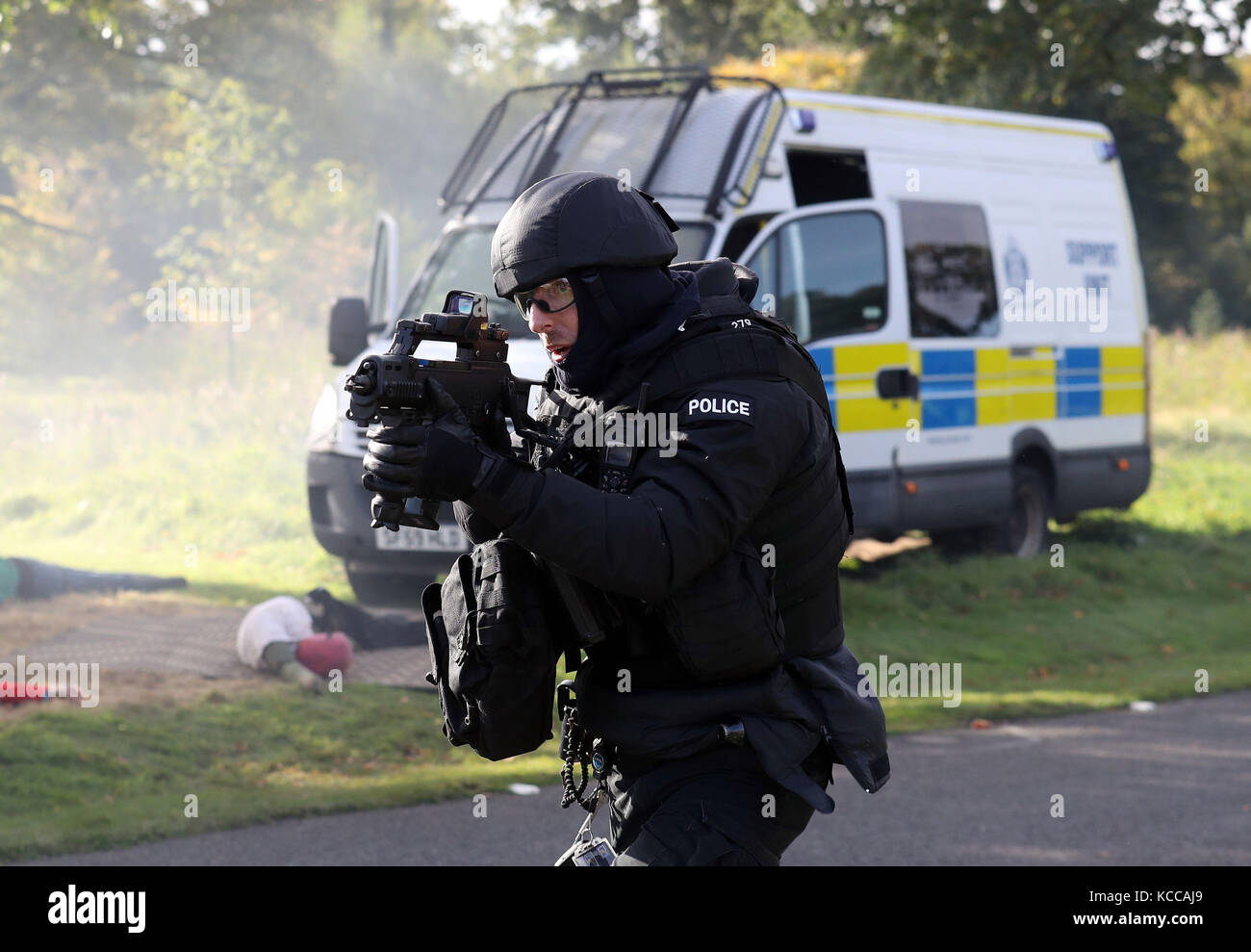 Police officers taking part in a counter-terrorism exercise responding ...