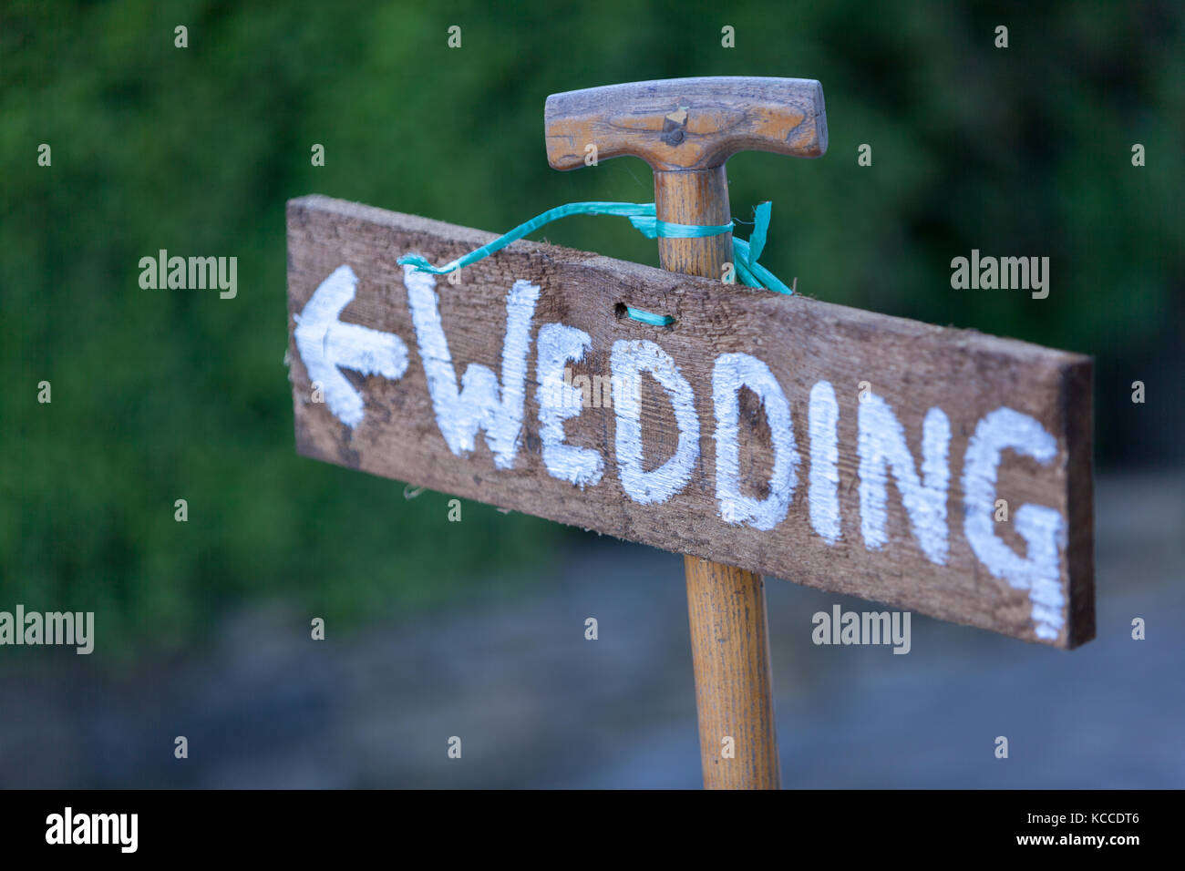 Hand Painted Wooden Wedding Sign Stock Photo - Alamy