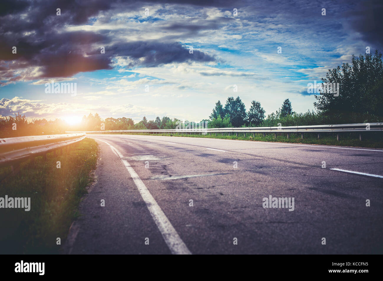 Road way forward direction Stock Photo - Alamy Road way forward direction Stock Photo - Alamy