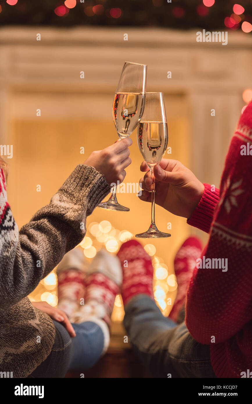 couple drinking champagne Stock Photo - Alamy