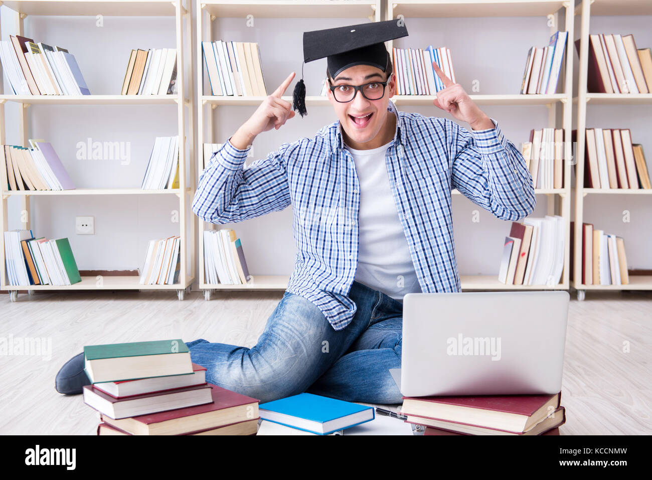 Student demonstrating project hi-res stock photography and images - Alamy