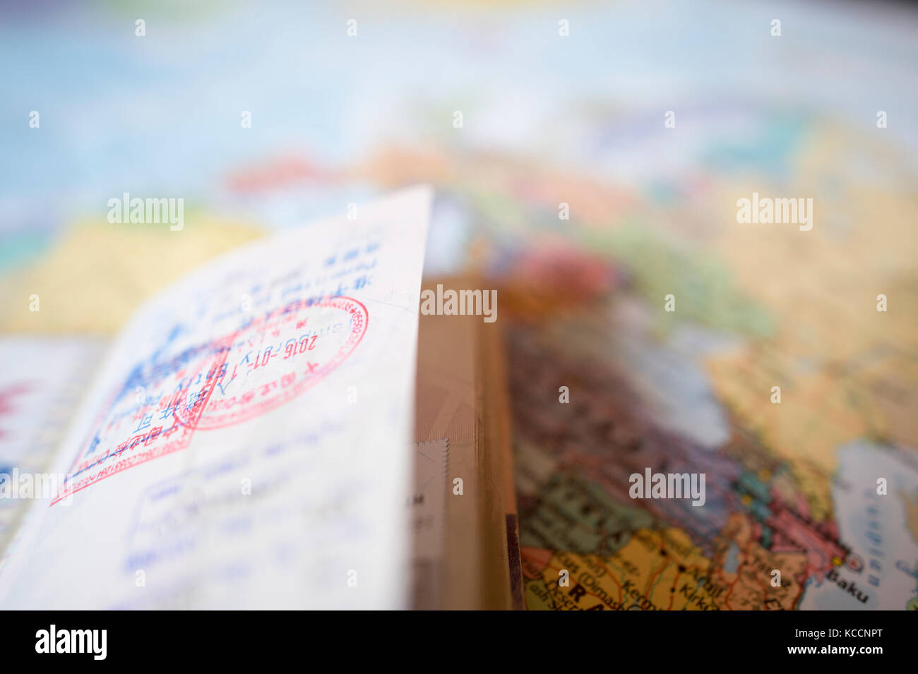British passport world map hi-res stock photography and images - Alamy