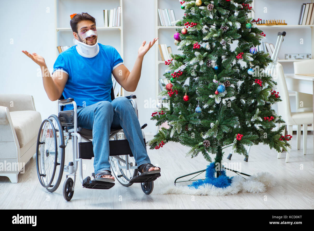 Broken bone tree hi-res stock photography and images - Alamy