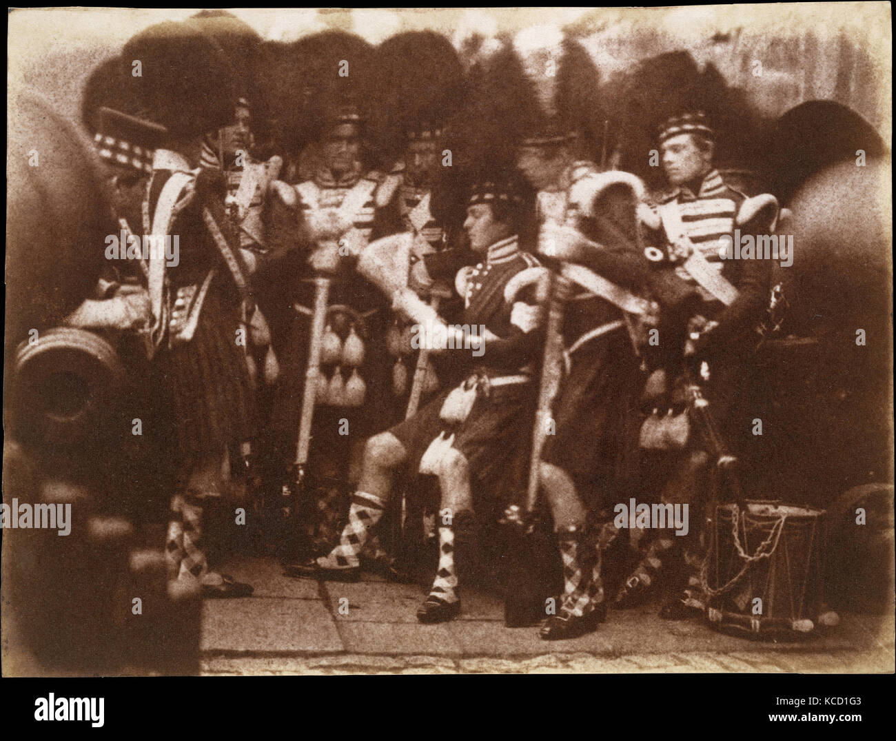 Officer of the 92nd Gordon Highlanders Reading to the Troops, Edinburgh ...