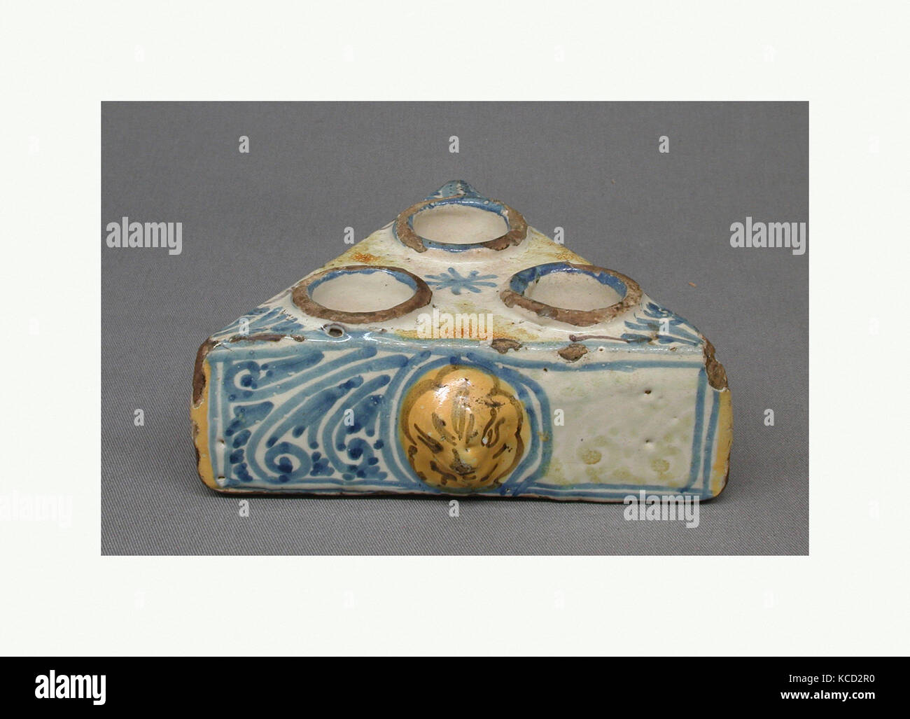 Ink pot, early 17th century, Spanish or Southern Italian, Maiolica (tin ...